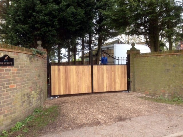 Tailormade Electric Wooden Gate Installation - Taylormade